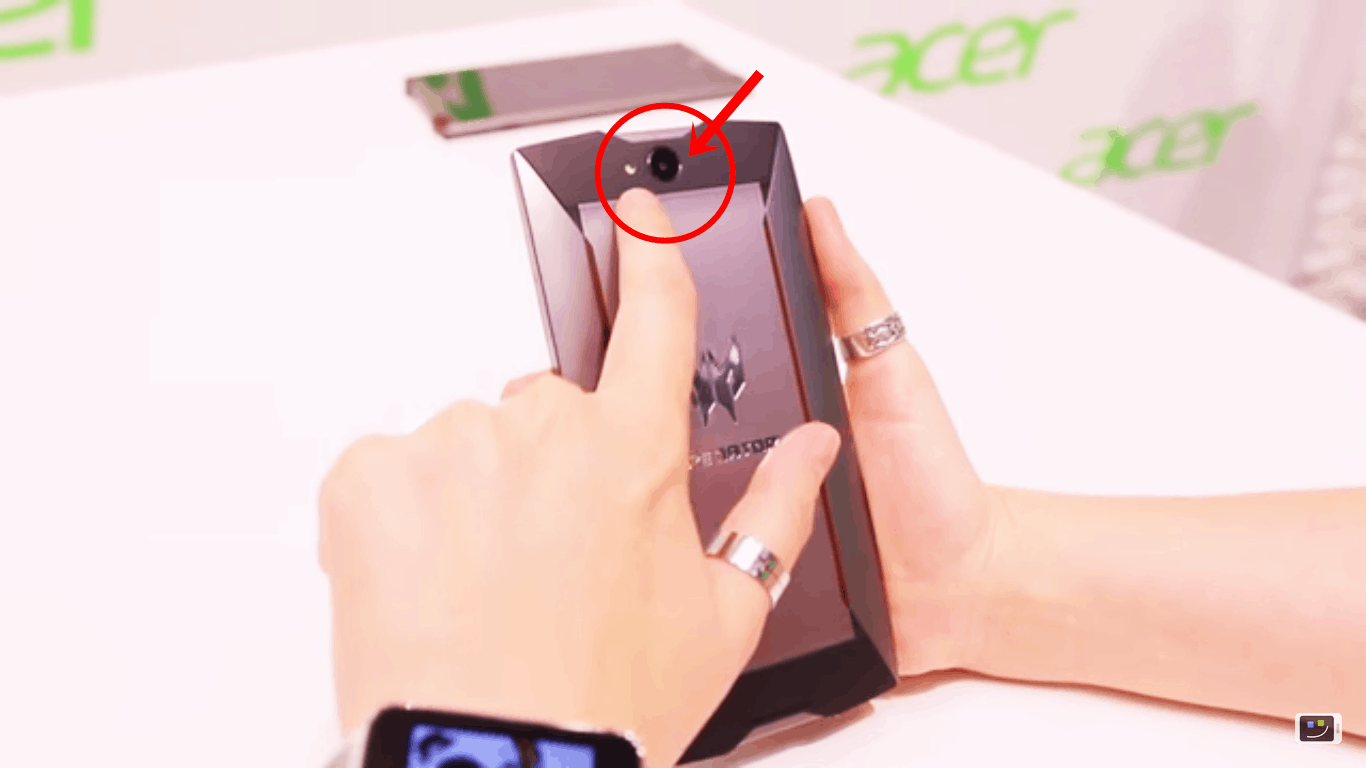 Smartphones come with unique features: 10,000 mAH, 4K display and ...