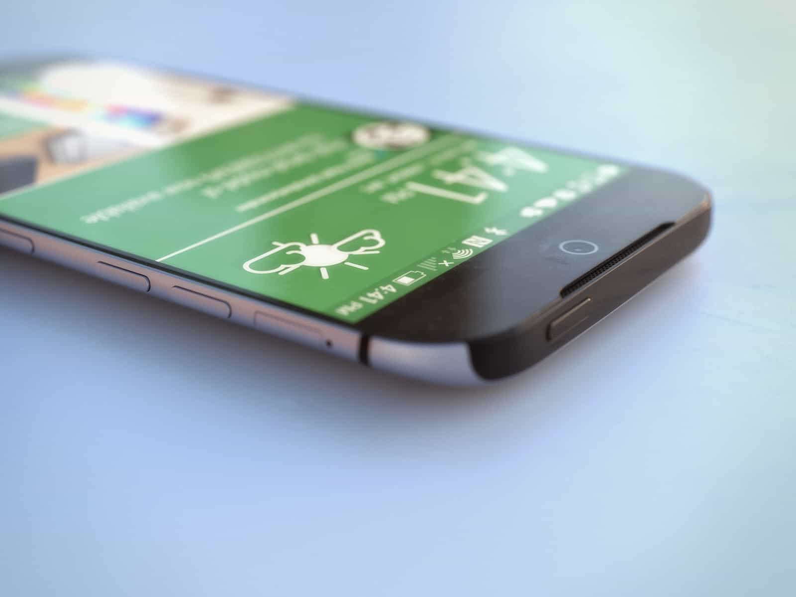 Best 5.5 inch smartphones with 5000mAh battery - Price Pony